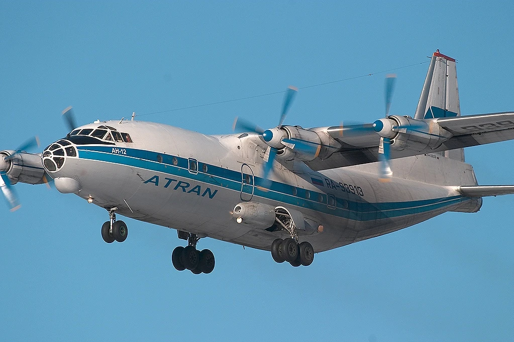 Antonov An-12 | Aircraft Wiki | FANDOM powered by Wikia