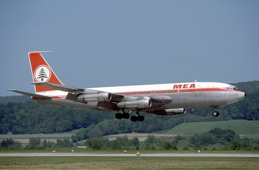 Boeing 720 | Aircraft Wiki | FANDOM powered by Wikia