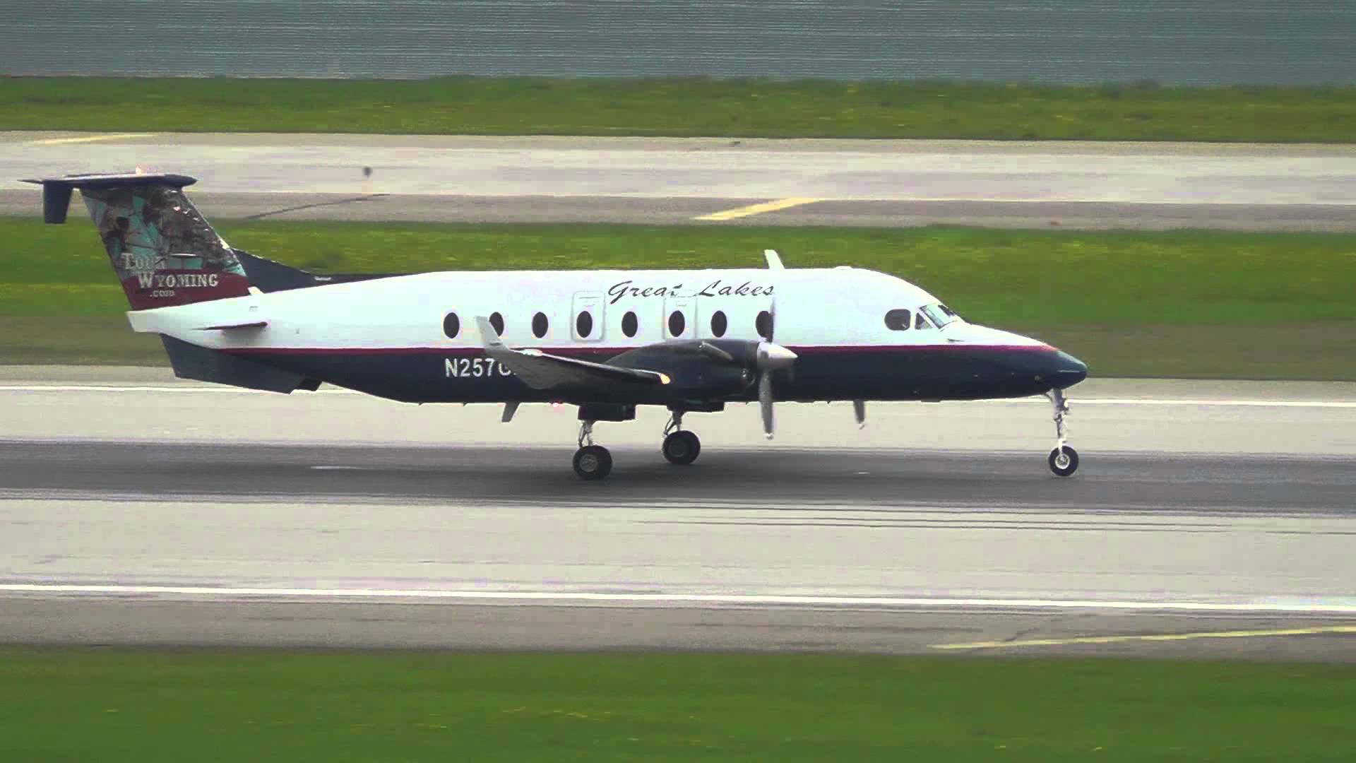 Beechcraft 1900 | Aircraft Wiki | Fandom