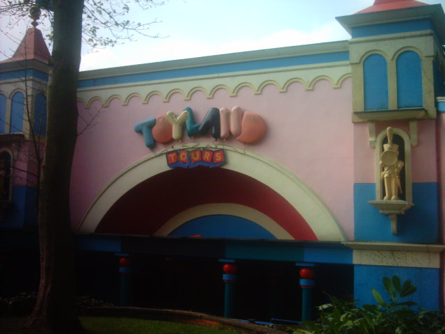 Toyland Tours | Alton Towers Wiki | FANDOM powered by Wikia Toyland Tours | Alton Towers Wiki | FANDOM powered by Wikia