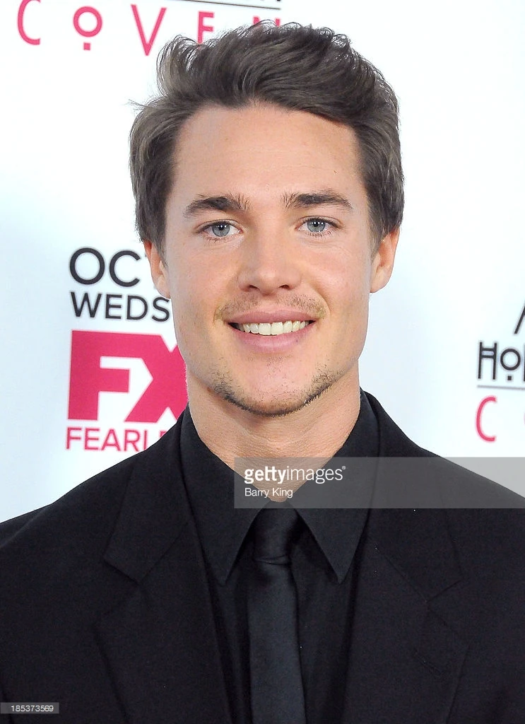 Alexander Dreymon | Wikia American Horror Story | Fandom
