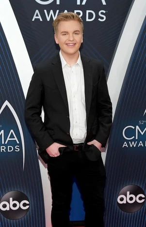 Caleb Lee Hutchinson | American Idol Wiki | FANDOM powered by Wikia