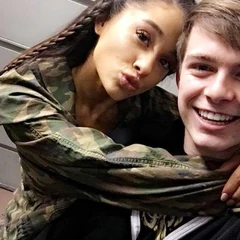 Doug Middlebrook/Gallery | Ariana Grande Wiki | Fandom