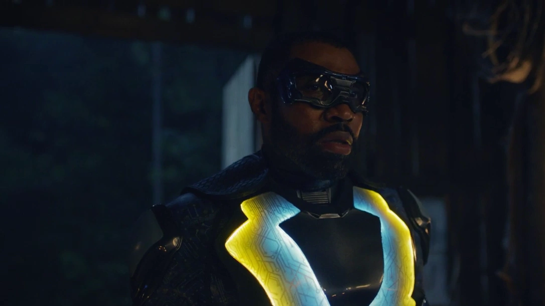 Jefferson Pierce (Earth Twenty) | Arrow Fanon Wiki | Fandom