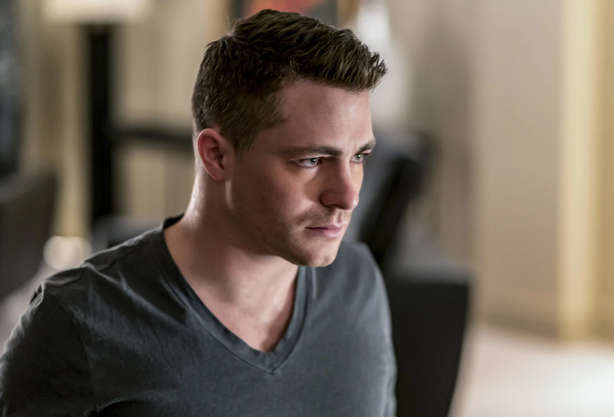 Roy Harper | Wiki ARROW France | Fandom