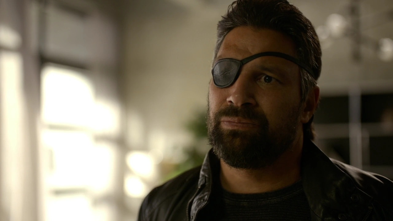 Slade Wilson | Wiki Arrowverso | Fandom