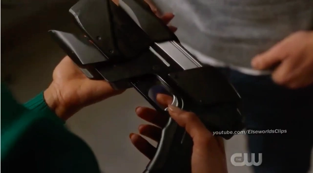 Mirror gun (Earth-Prime) | Arrowverse Wiki | Fandom