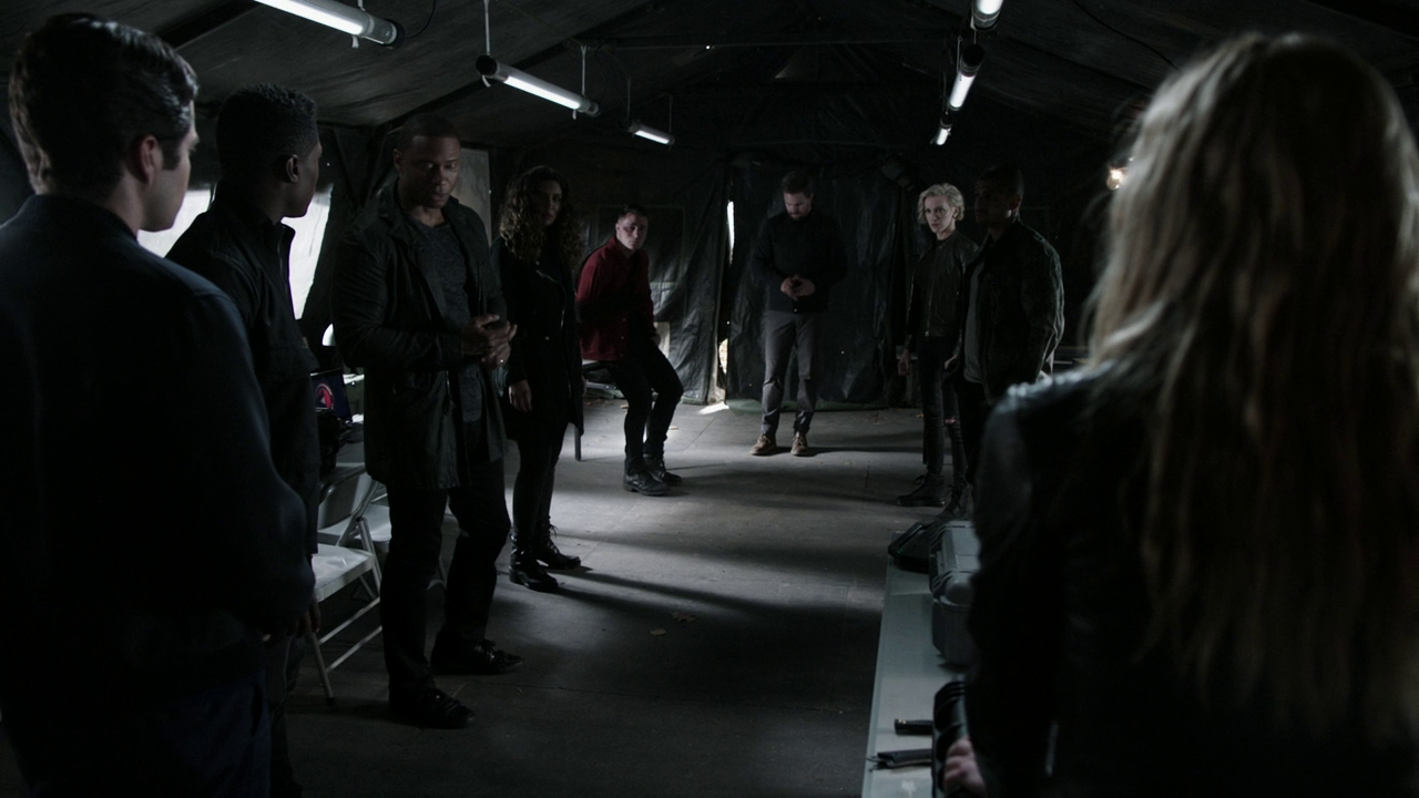 Team Arrow Arrowverse Wiki Fandom Powered By Wikia