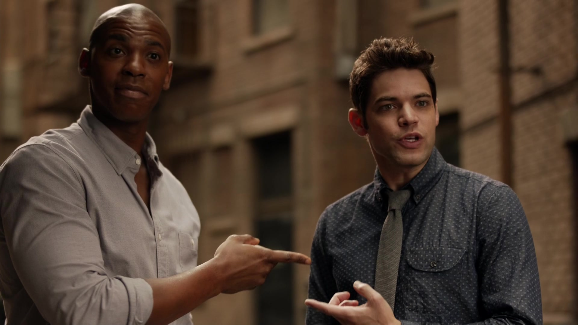 Image James And Winn Discover Karas Secretpng Arrowverse Wiki Fandom Powered By Wikia