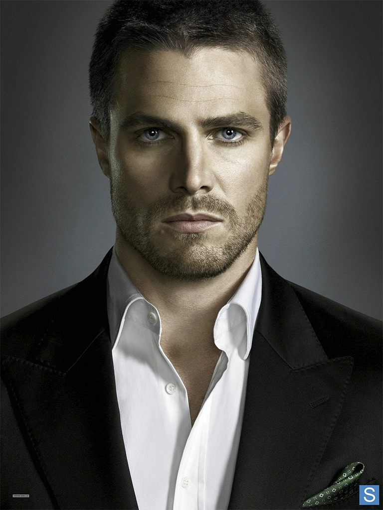 Image - Oliver Queen front-on promo.png | Arrowverse Wiki | FANDOM ...