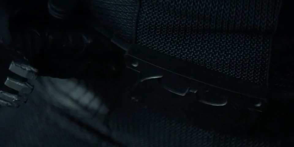 Bat-Belt | Arrowverse Wiki | Fandom