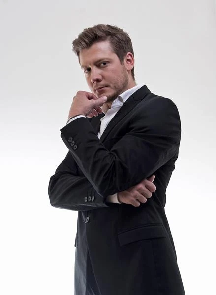 Daniel Ross | Artistikon Wikia | Fandom