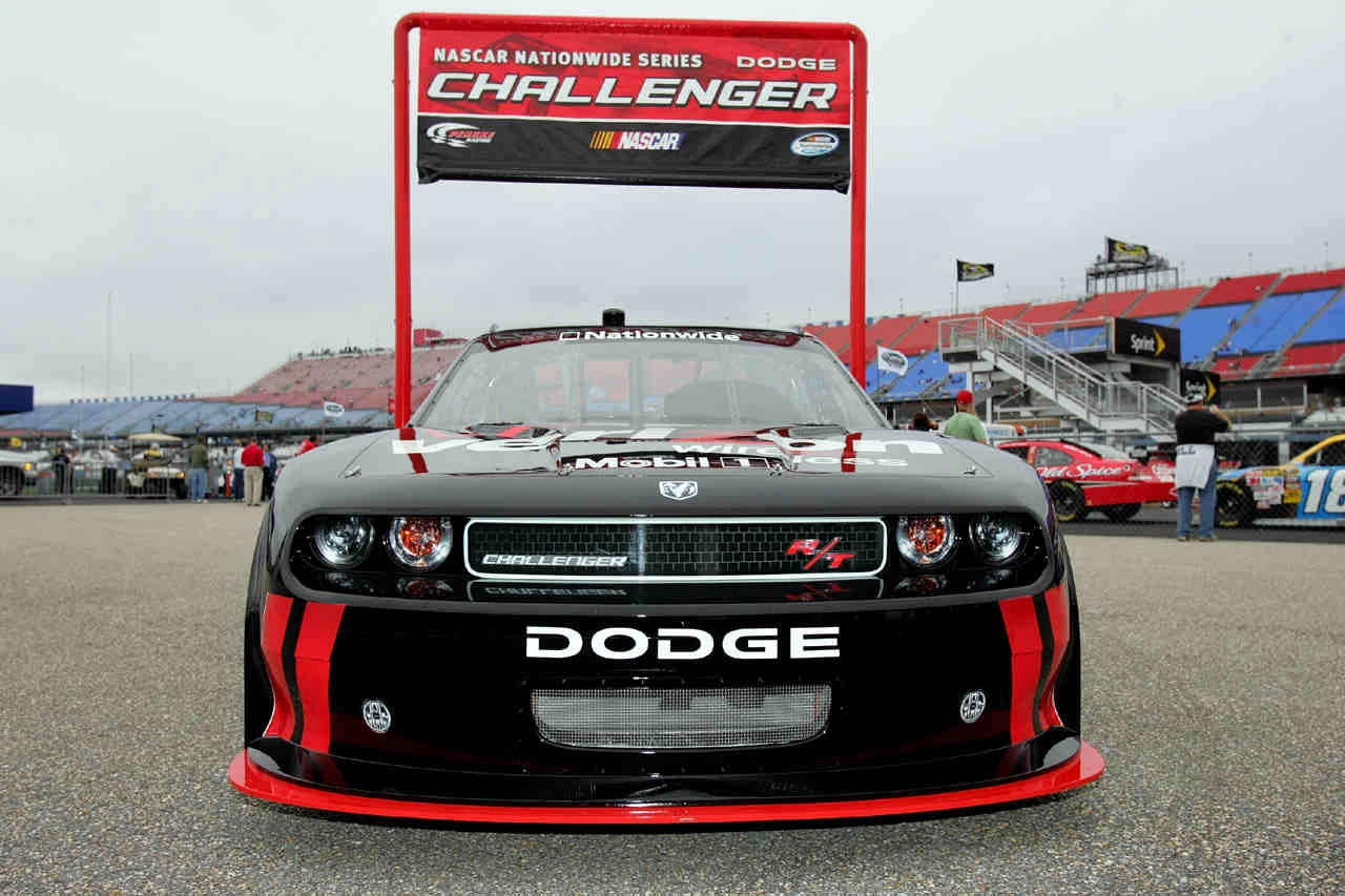 Dodge Challenger NASCAR | Autopedia | Fandom