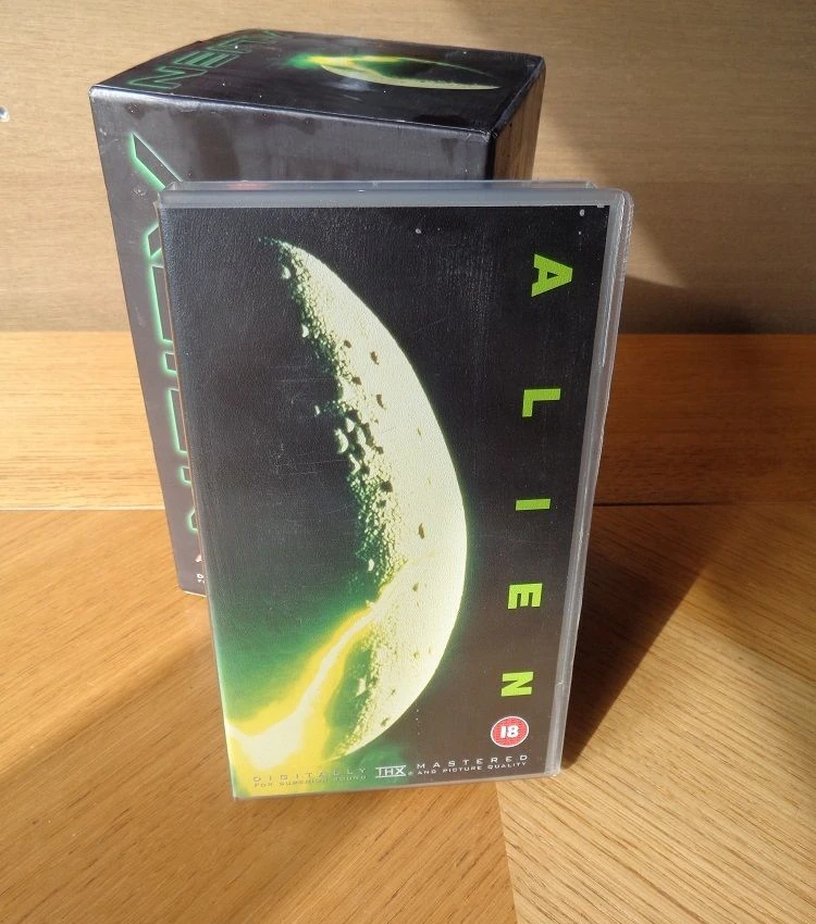Alien Saga (box set) | Xenopedia | Fandom