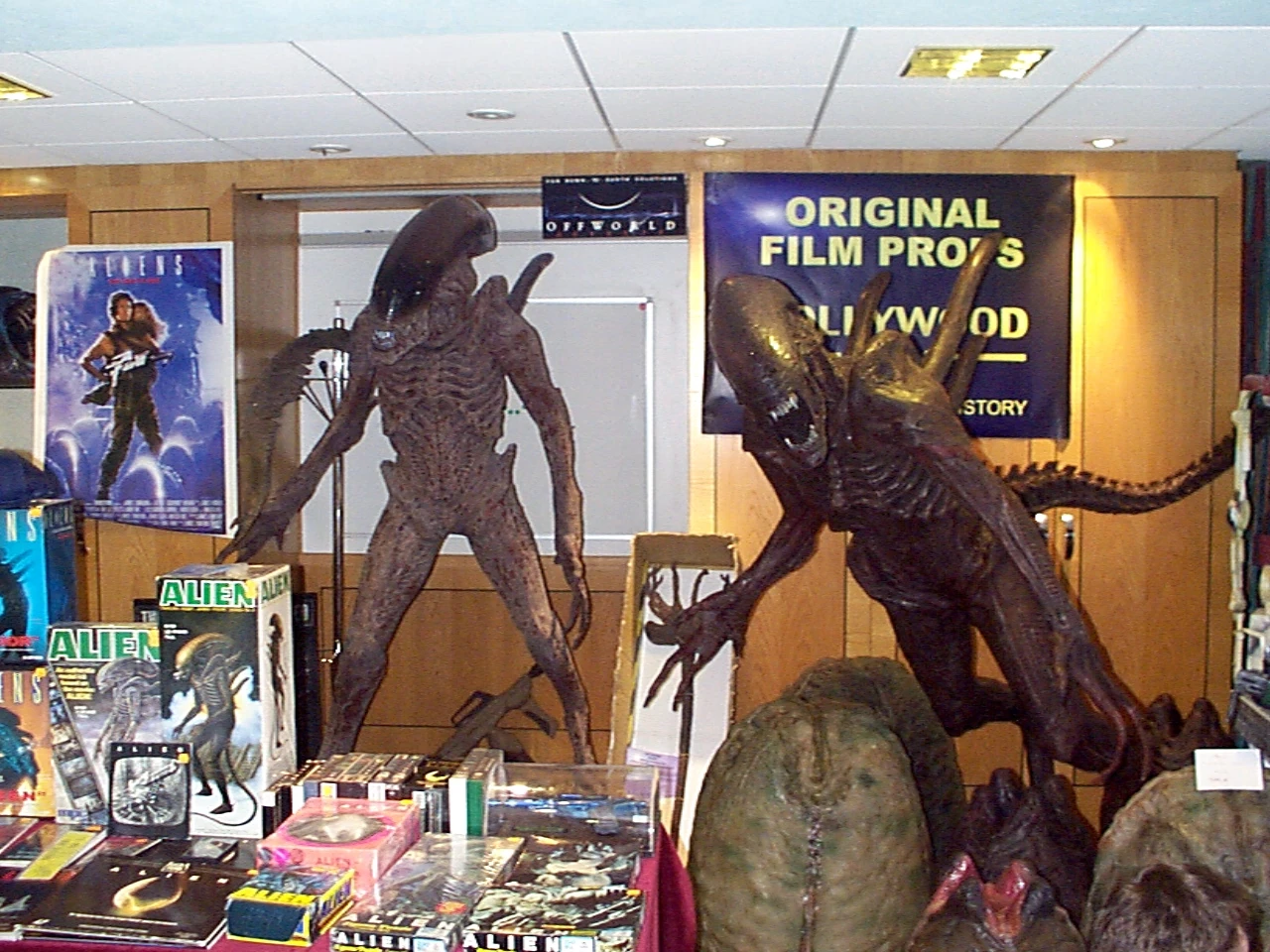Aliens Convention '99 | Xenopedia | FANDOM powered by Wikia
