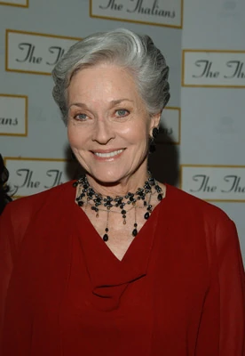 Lee Meriwether | Batpedia | Fandom