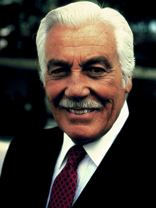 Cesar Romero Batpedia Fandom Powered By Wikia