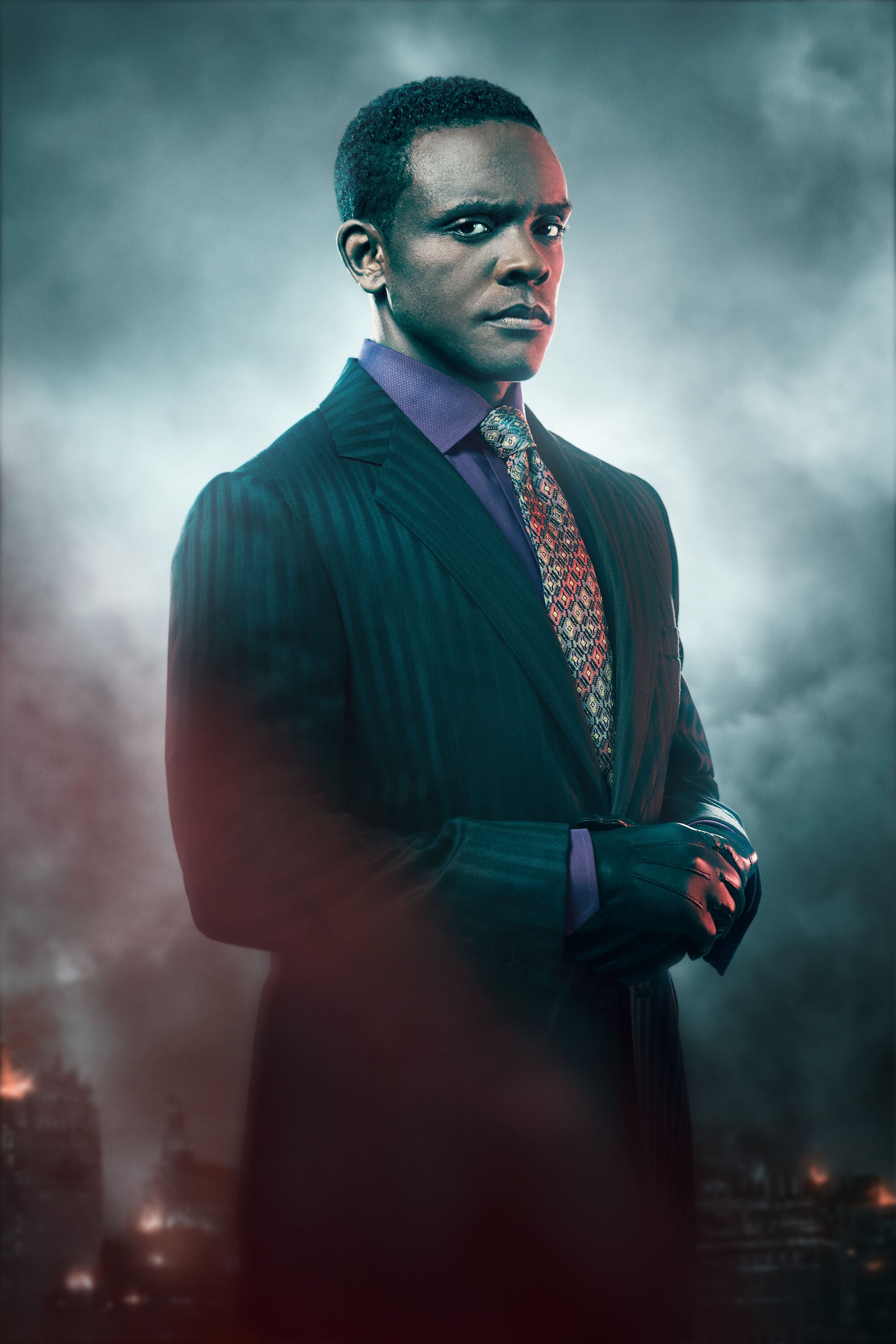 Lucius Fox Gotham Batpedia Fandom Powered By Wikia
