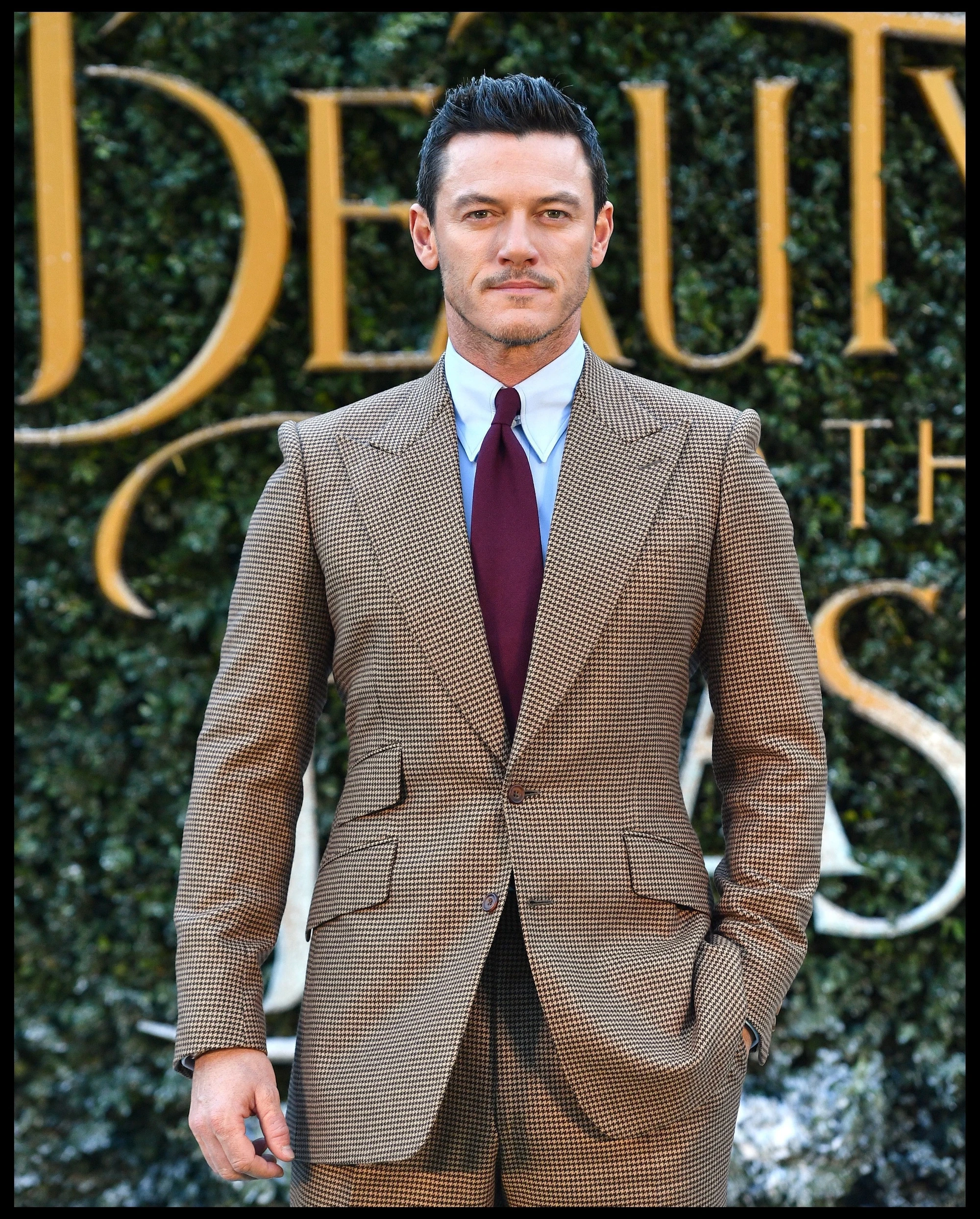 Luke Evans | Beauty and the Beast 2017 Movie Wiki | Fandom