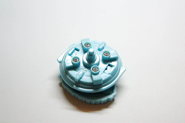 Blade Base - SG Bolt Base | Beyblade Wiki | Fandom