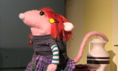 Ruby | Big & Small Wiki | FANDOM powered by Wikia