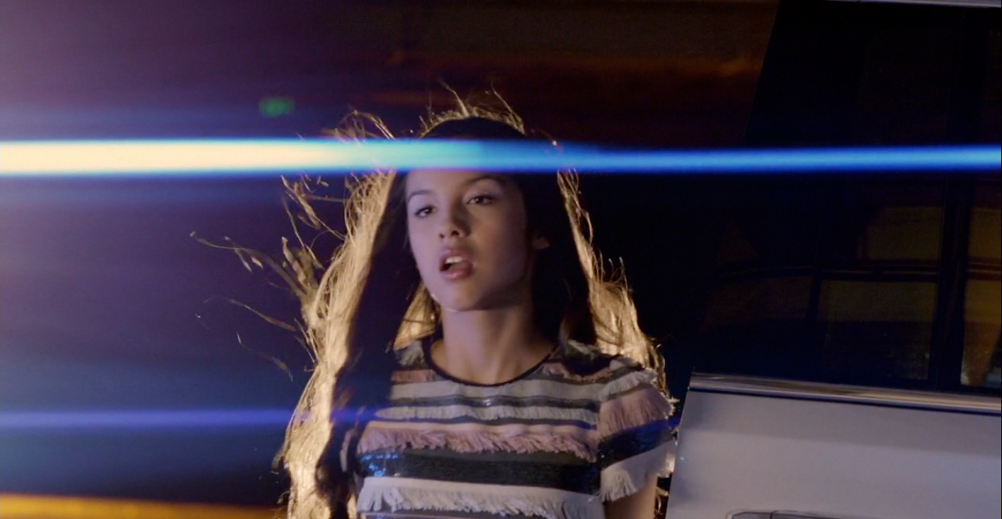 Image Paige Olvera Arrives At The Club Bizaardvark Wiki Fandom Powered By Wikia