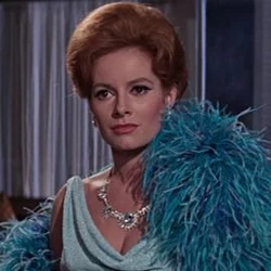 Fiona Volpe | BondWiki | FANDOM powered by Wikia