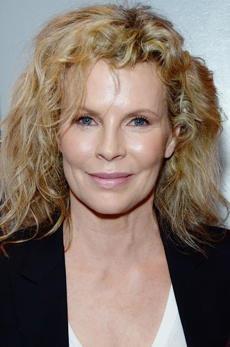 Kim Basinger | BondWiki | Fandom