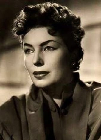 Ilse Steppat | BondWiki | Fandom