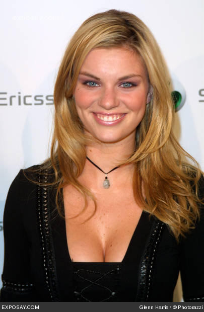 Nichole Hiltz | Bones Wiki | FANDOM powered by Wikia Nichole Hiltz | Bones Wiki | FANDOM powered by Wikia