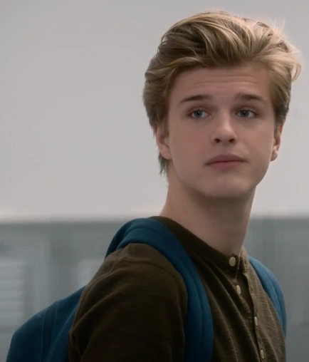 Charlie Van Der Hoek | Brat Wiki | Fandom