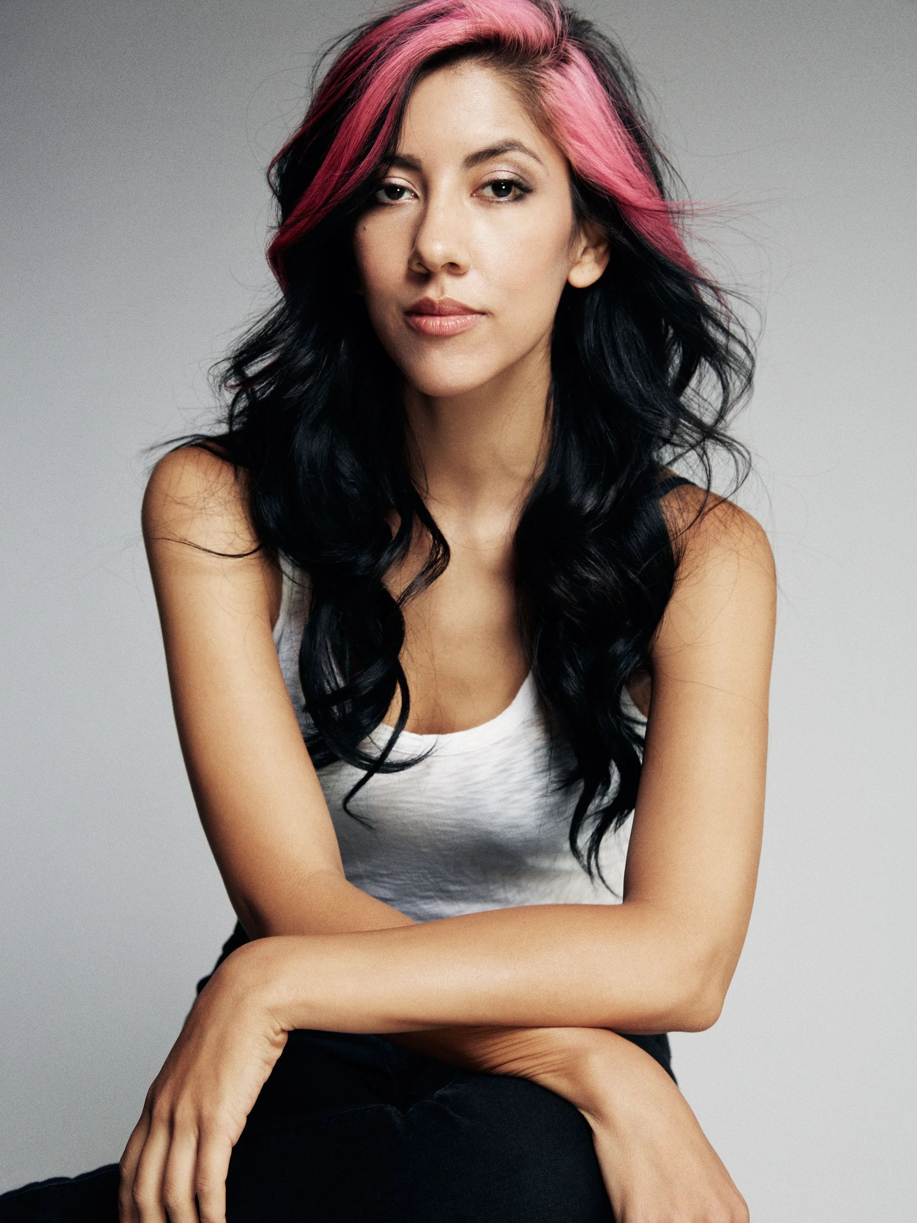 Stephanie Beatriz | Brooklyn Nine-Nine Wiki | Fandom