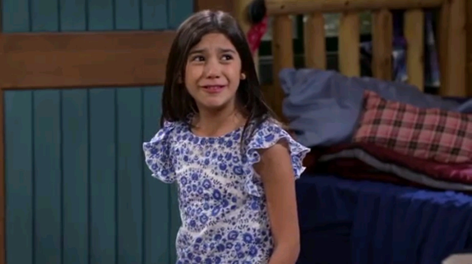 Gwen Flores/Gallery | Bunk'd Wiki | Fandom