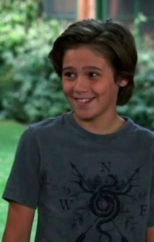 Griff Jones | Bunk'd Wiki | FANDOM powered by Wikia