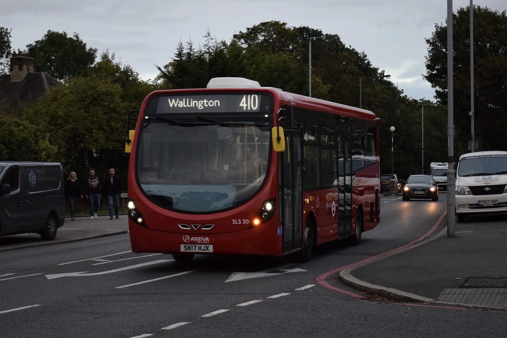 London Buses route 410 | Bus Routes in London Wiki | Fandom