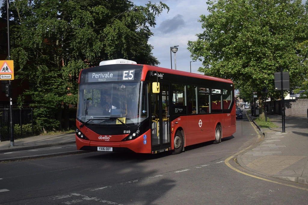 London Buses route E5 | Bus Routes in London Wiki | Fandom