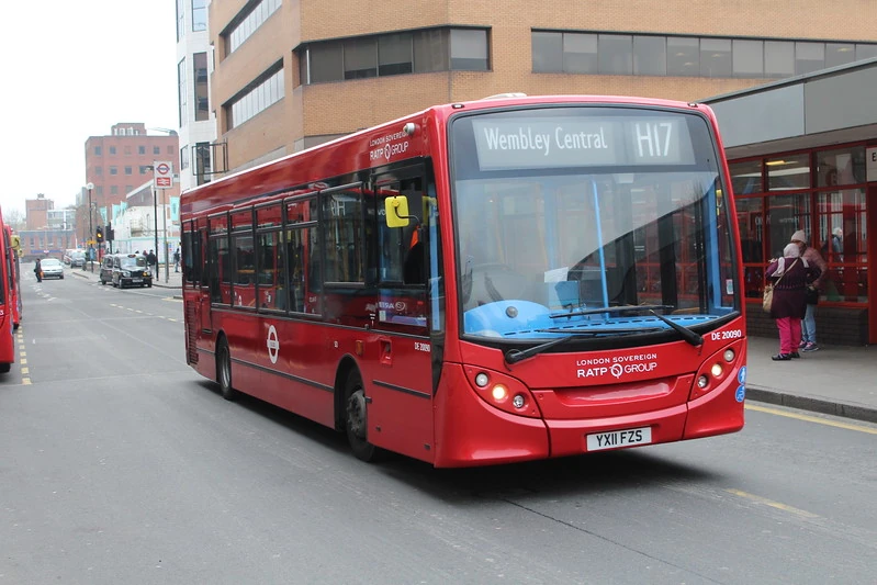 London Buses Route H17 | Bus Routes in London Wiki | Fandom