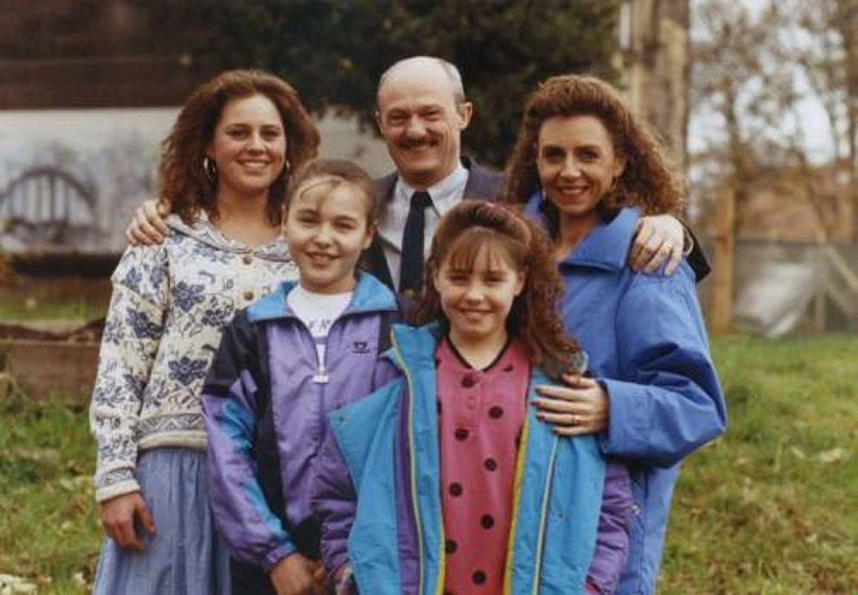 Alan and Kath Dobson | Byker Grove Wiki | Fandom