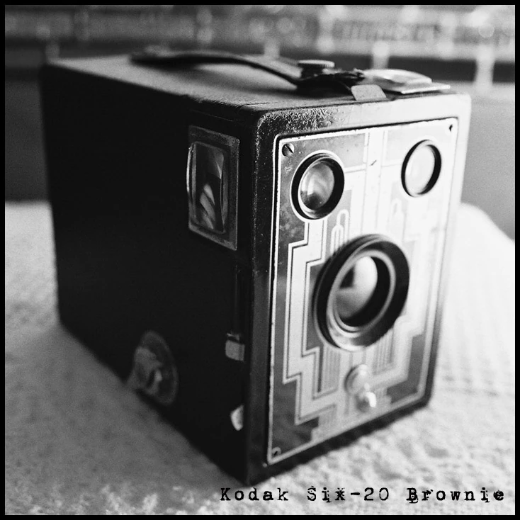 Kodak Six-20 Brownie | Camerapedia | Fandom