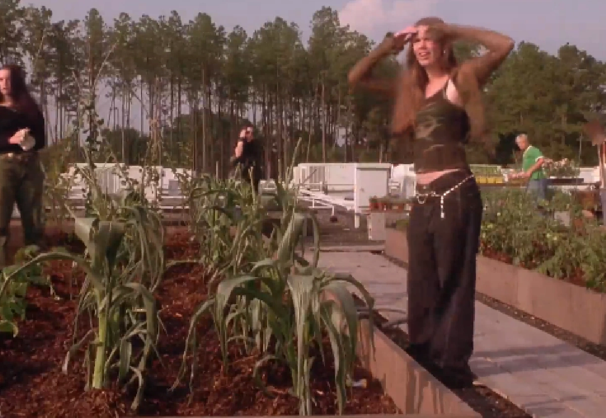 Gardening Girl (The Rage) | Carrie Wiki | Fandom
