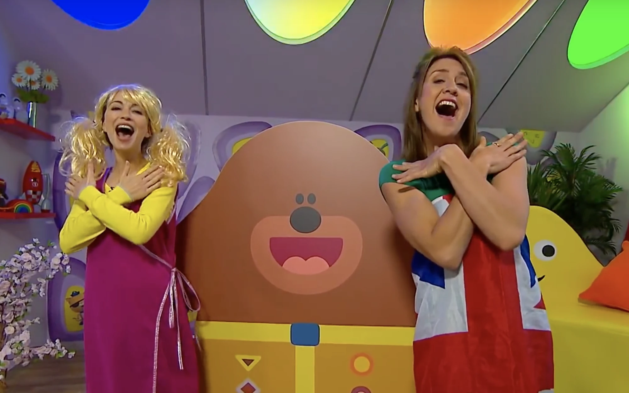 Stop Right Now (for a Duggee Hug) | CBeebies Wiki | Fandom