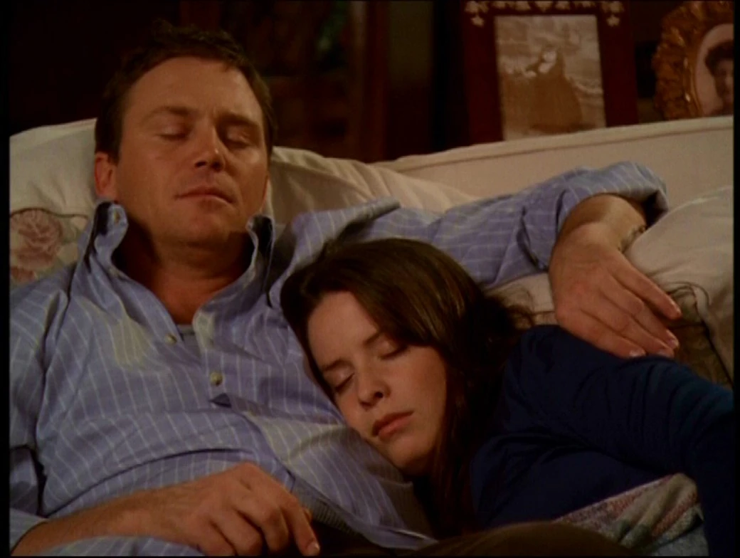 Was Piper Pregnant In Real Life While Filming Charmed? What Really Happened