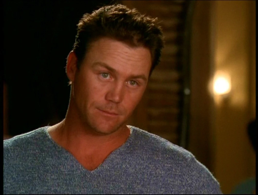 Image - 6x05-Leo.jpg | Charmed | FANDOM powered by Wikia