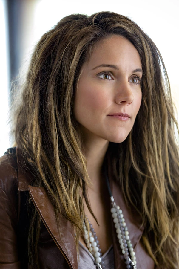 Leigh Corley | Chesapeake Shores Wikia | Fandom