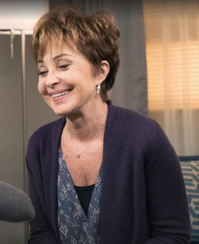 Helen Manning | Chicago Med Wiki | Fandom