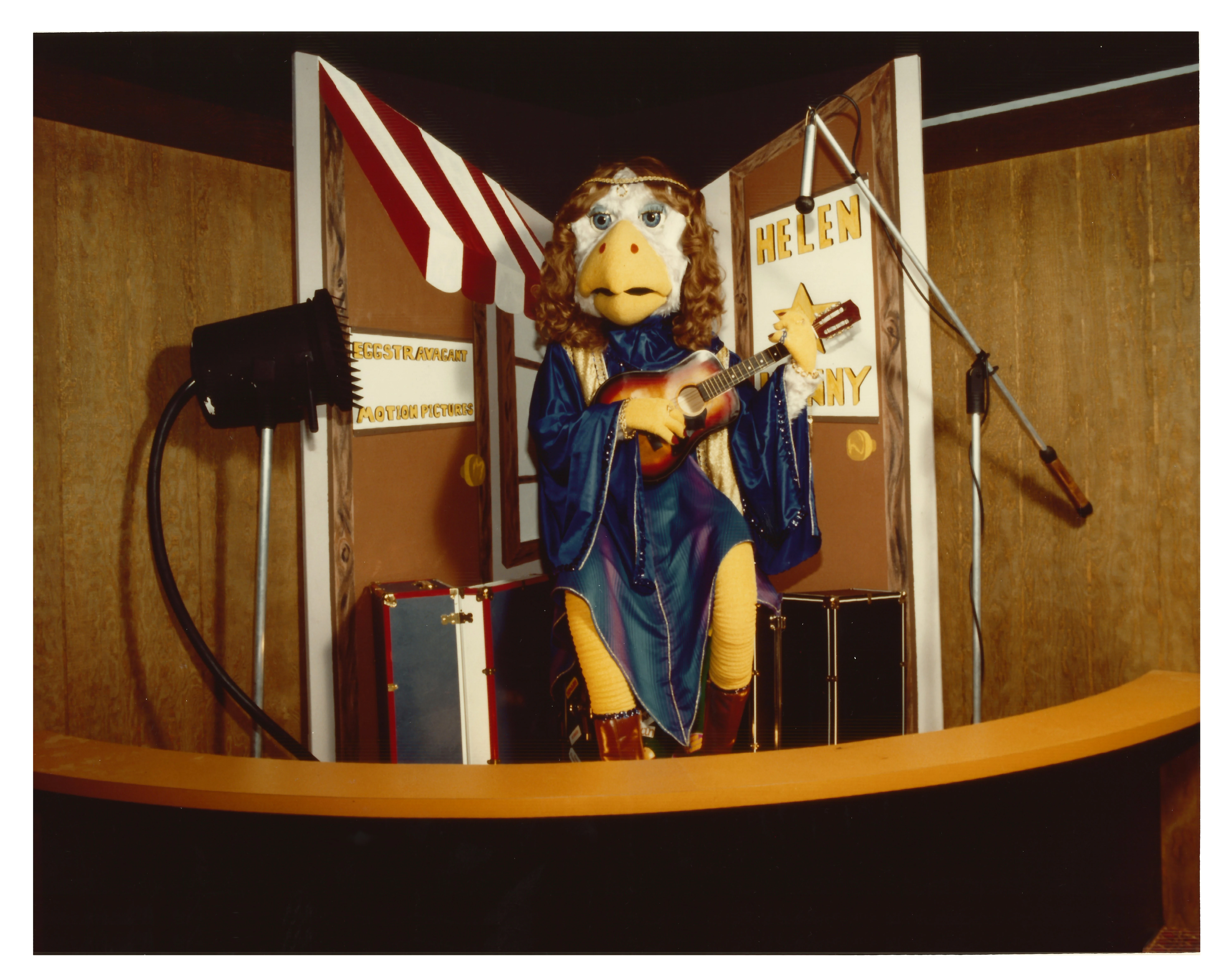 Helen Henny | Chuck E. Cheese Wiki | FANDOM powered by Wikia