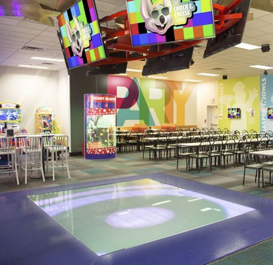 Chuck E. Live Stage | Chuck E. Cheese Wiki | Fandom Chuck E. Live Stage | Chuck E. Cheese Wiki | Fandom