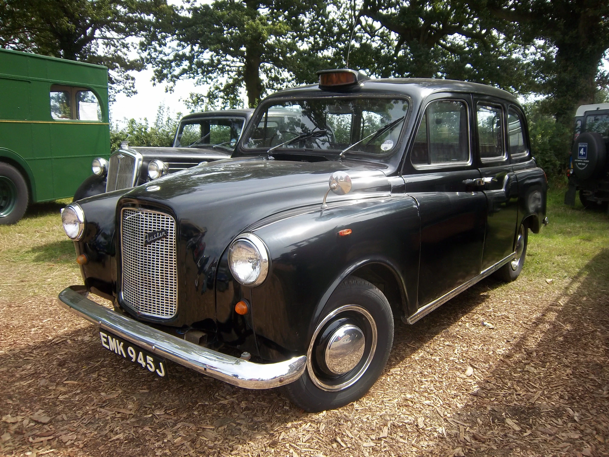 Austin FX4 | Classic Cars Wiki | Fandom