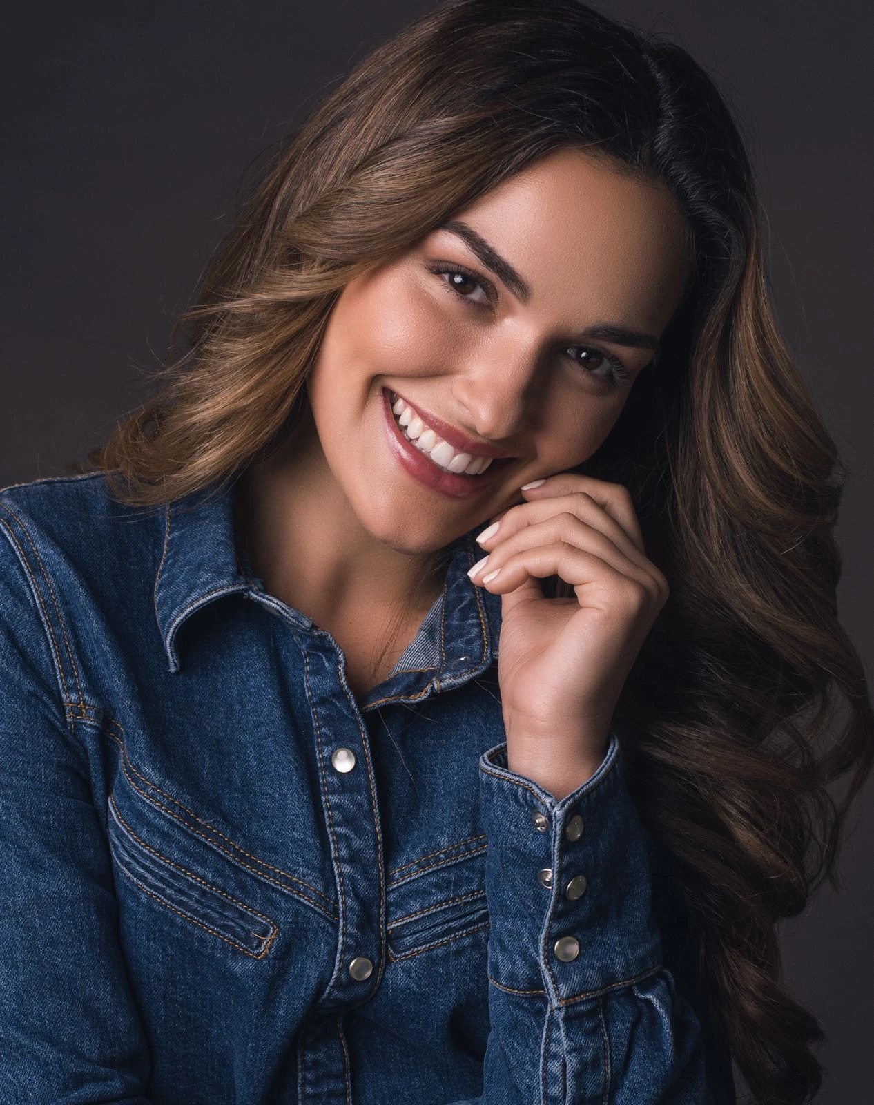 Fefi Oliveira | Club 57 Wiki | Fandom