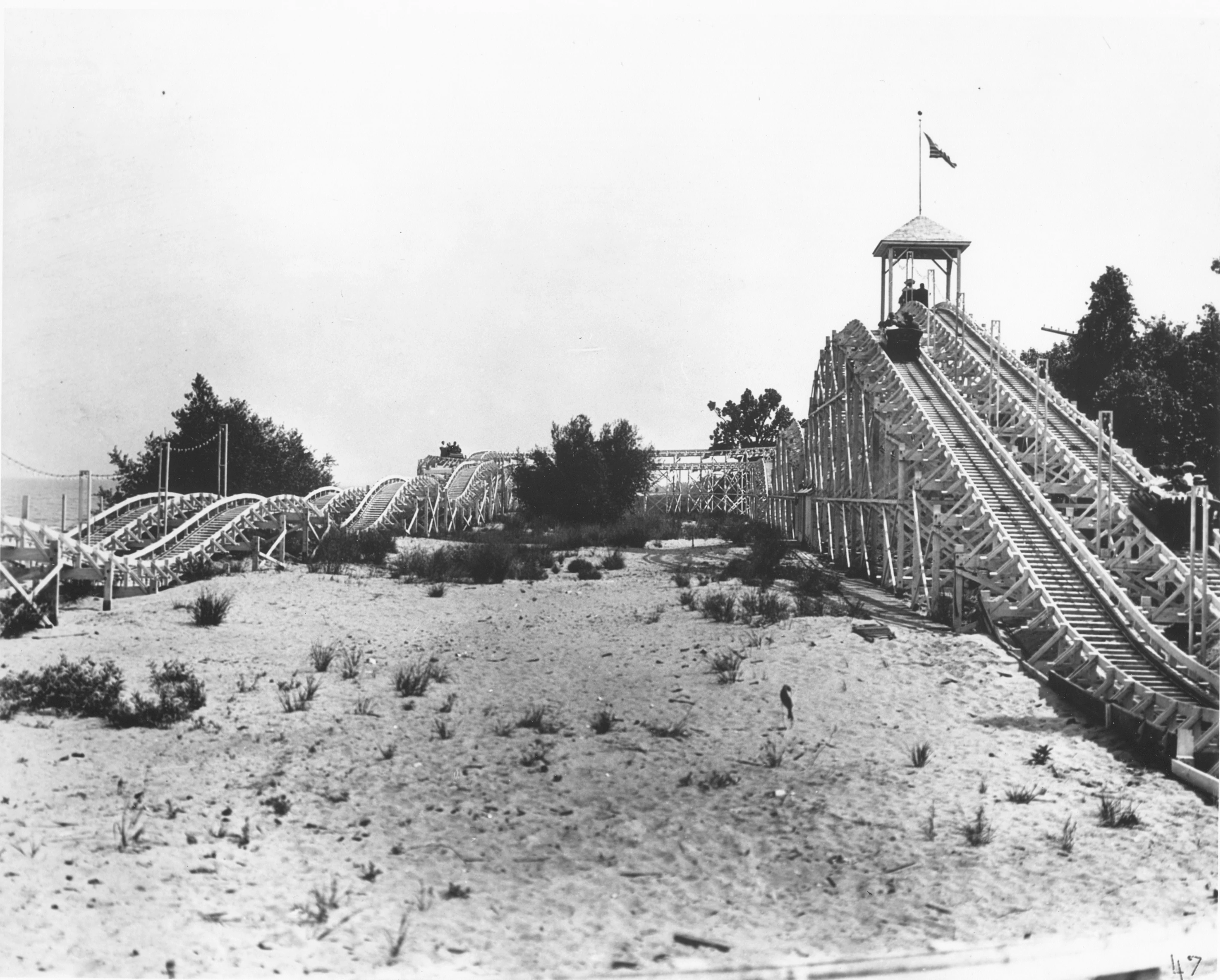 Cyclone Racer @ Cedar Point, 1944 : r/rollercoasters
